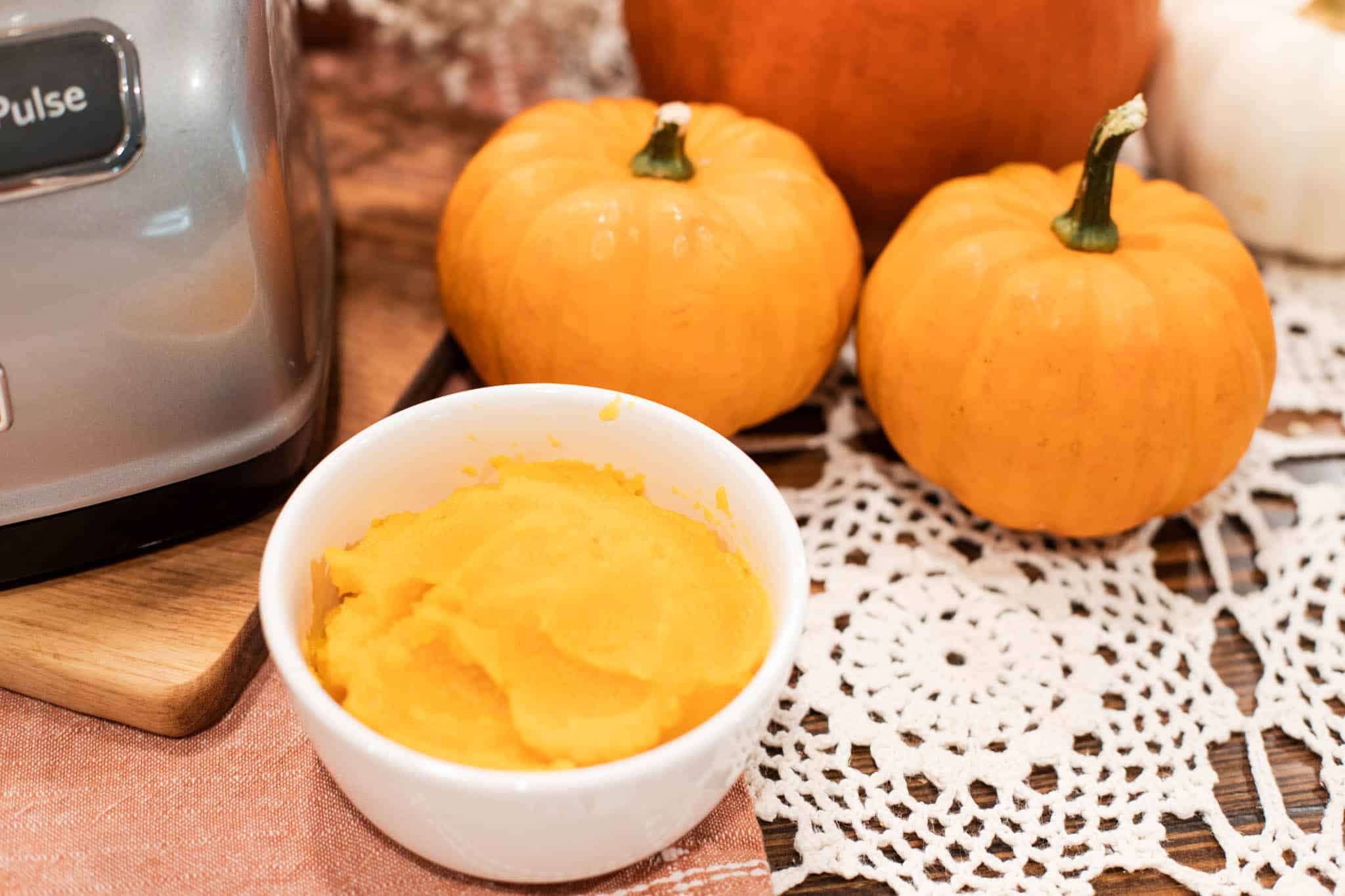 Creamy Homemade Pumpkin Puree - The Modern Day Cottage